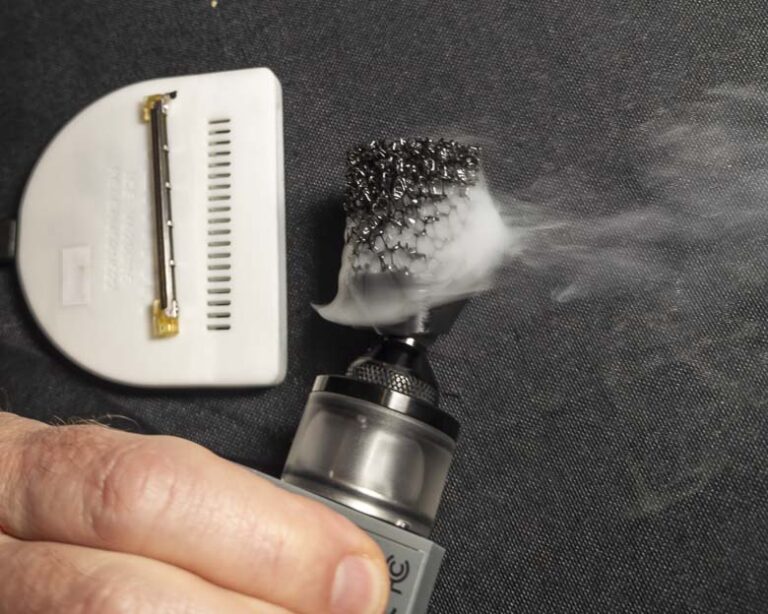 Finally someone is innovating with CPU cooling tech and it's Ventiva ...